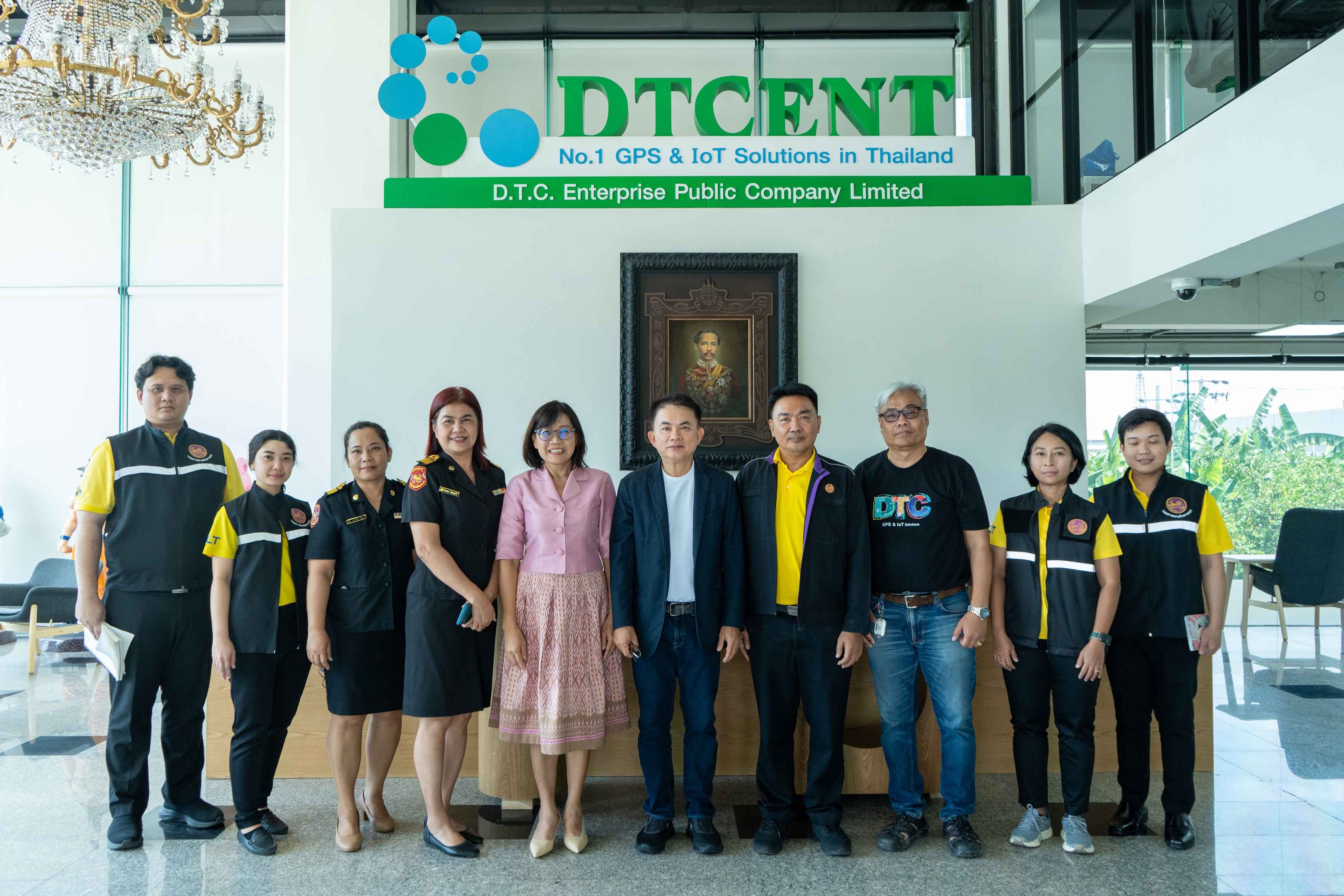 DTCENT เปิดบ้านต้อนรับคณะผู้บริหารสนง.ขนส่งกรุงเทพมหานครพื้นที่ 3 เยี่ยมชมเทคโนโลยีเพื่อความ ...